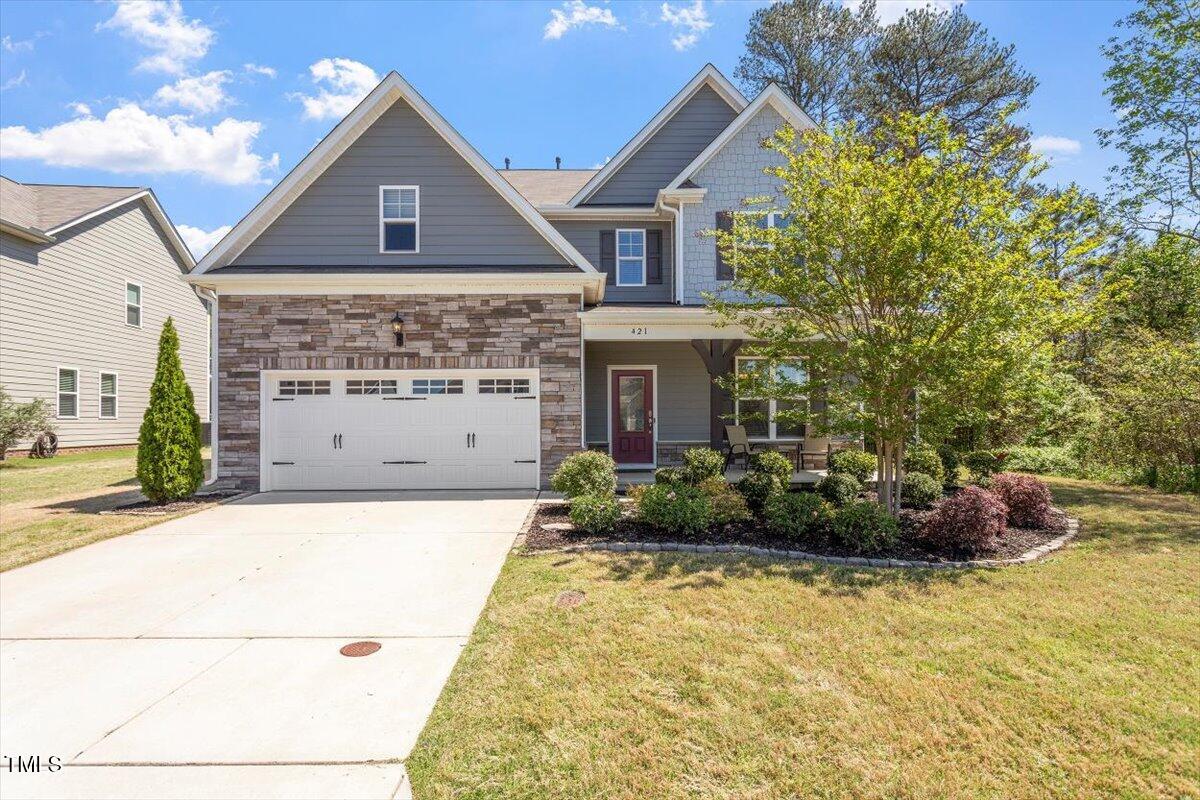 421 Long Lake Dr, Fuquay Varina, NC 27526 - MLS 10088749 - Coldwell Banker