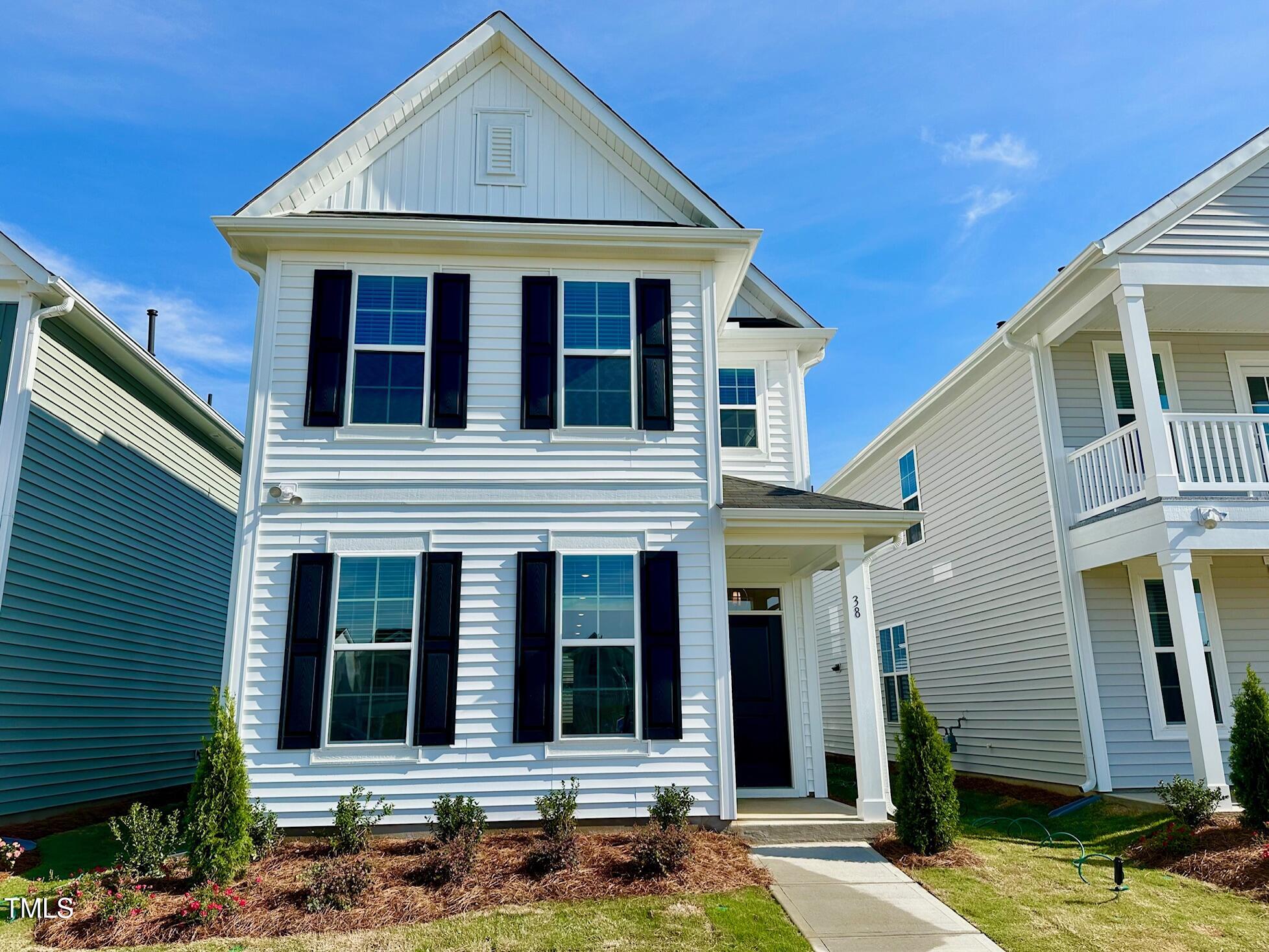 38 Blue Iris Pkwy, Clayton, NC 27520 - MLS 10091584 - Coldwell Banker