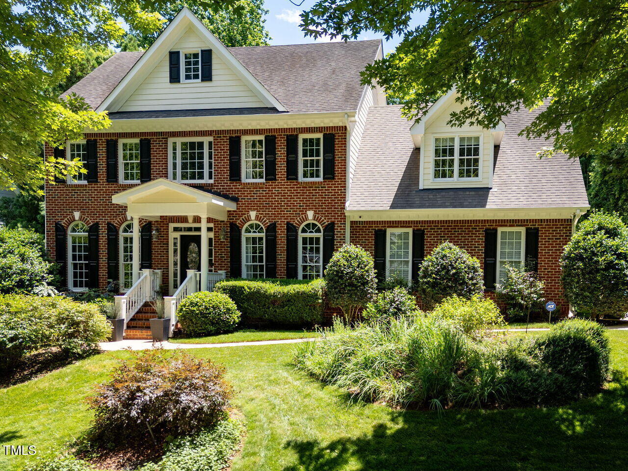 121 Flint Point Ln, Holly Springs, NC 27540 - MLS 10099064 - Coldwell ...