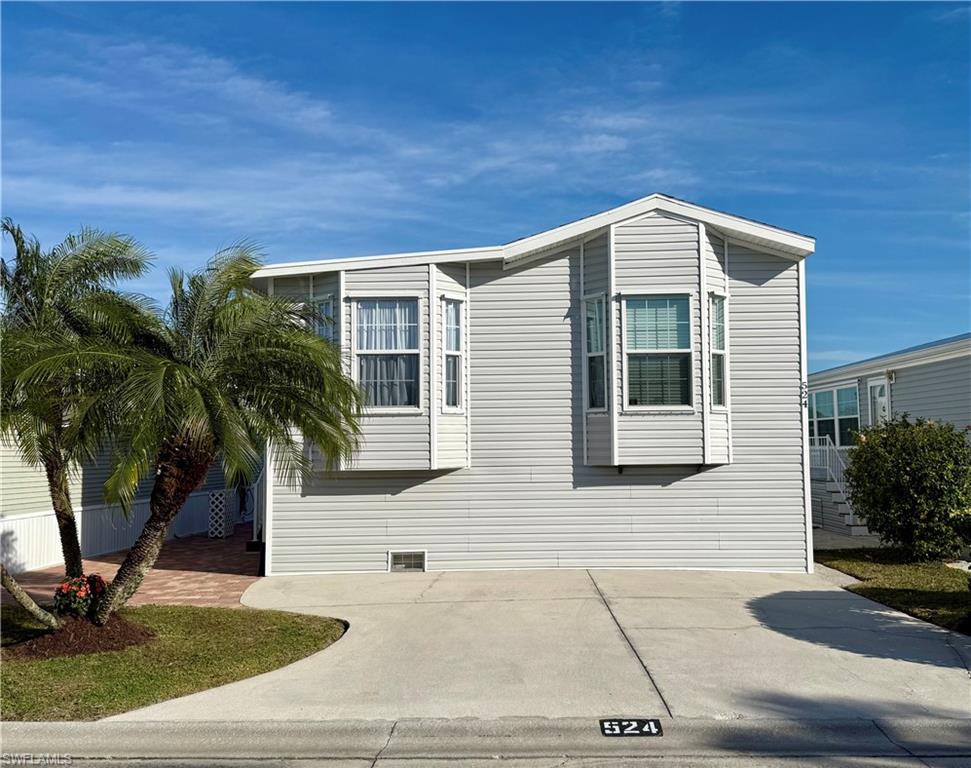 524 Cheetah Dr, Naples, FL 34114 - MLS 225010811 - Coldwell Banker