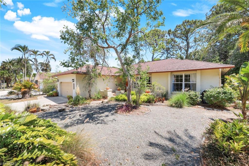 27151 Richview Ct, Bonita Springs, FL 34135 - MLS 225041396 - Coldwell ...