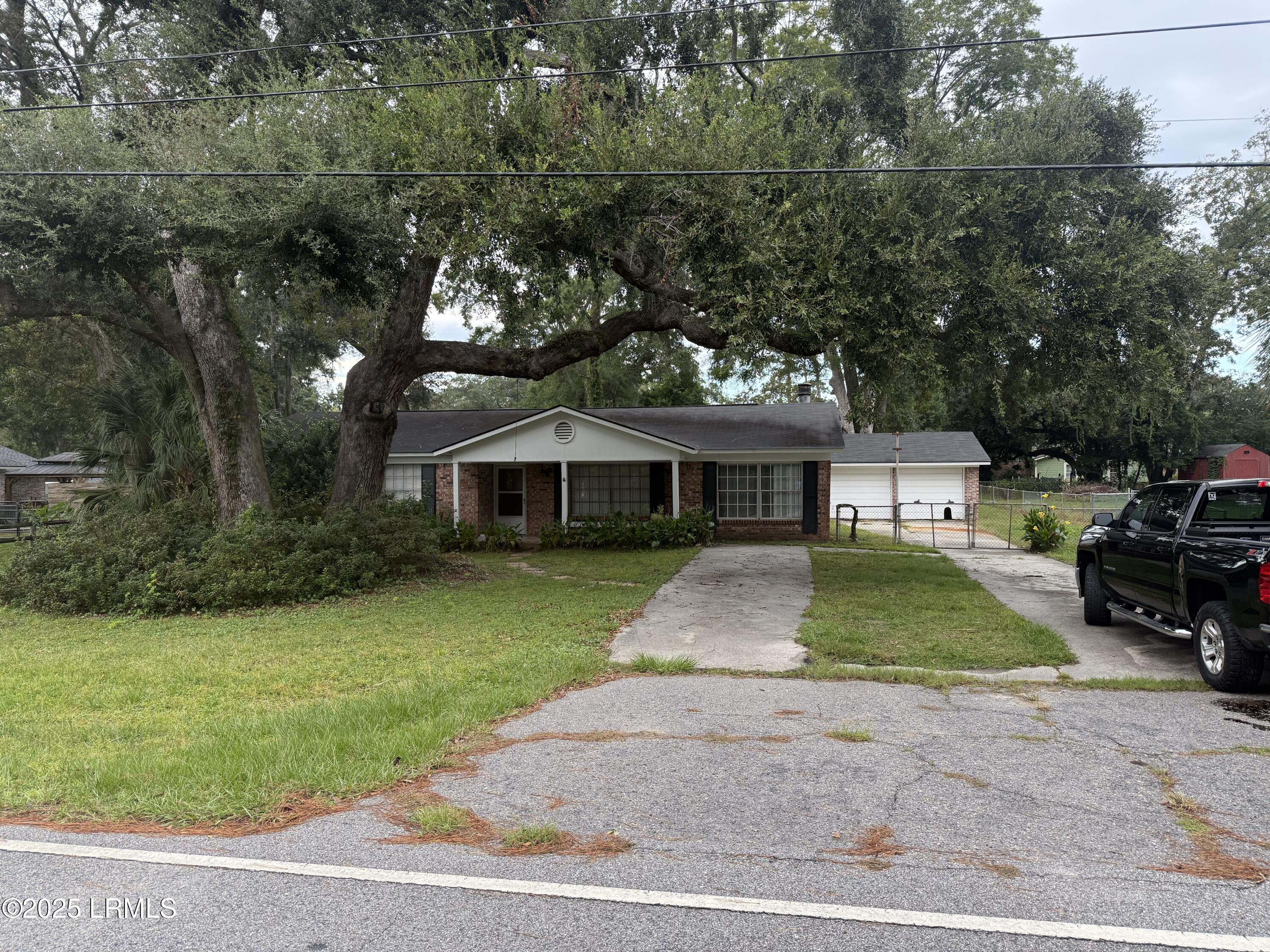 4027 Shell Point Rd, Beaufort, SC 29906 - MLS 193399 - Coldwell Banker