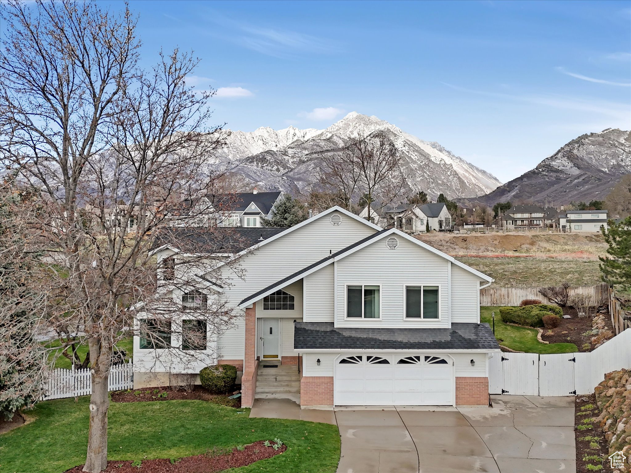 10119 S Sunderland Circle, Sandy, UT 84092 - MLS 2074945 - Coldwell Banker