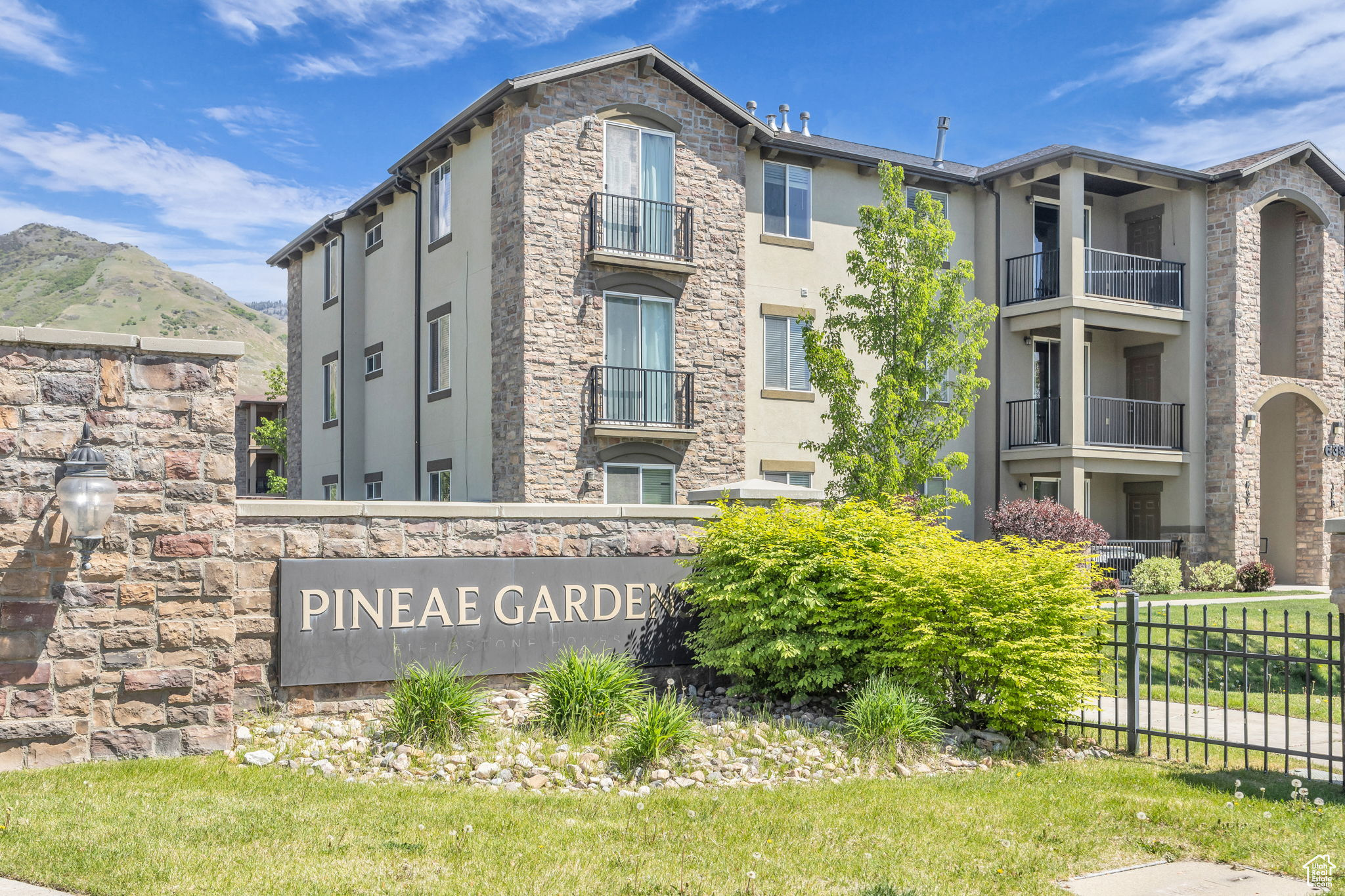 282 W 605 N #307, Centerville, UT 84014 - MLS 2082580 - Coldwell Banker
