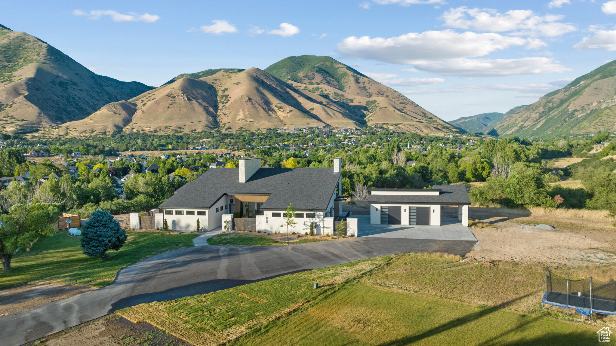 1882 N Main St, Mapleton, UT 84664 - MLS 2093771 - Coldwell Banker