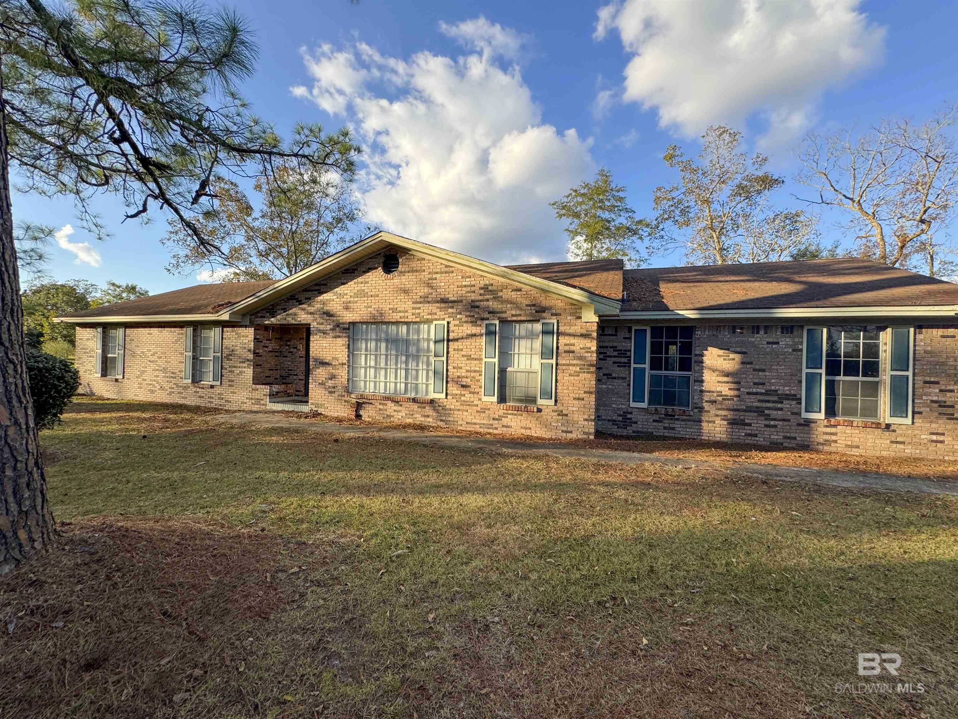 1227 Northgate Dr, Atmore, AL 36502 - MLS 388396 - Coldwell Banker