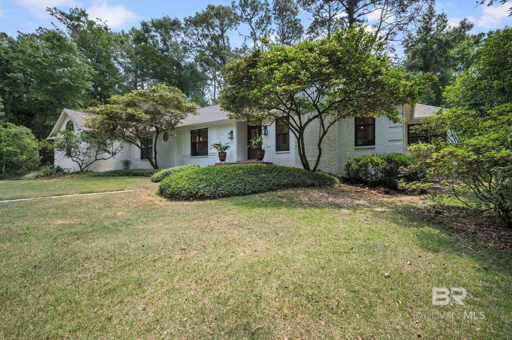674 Colonial Dr, Fairhope, AL 36532 - MLS 378463 - Coldwell Banker