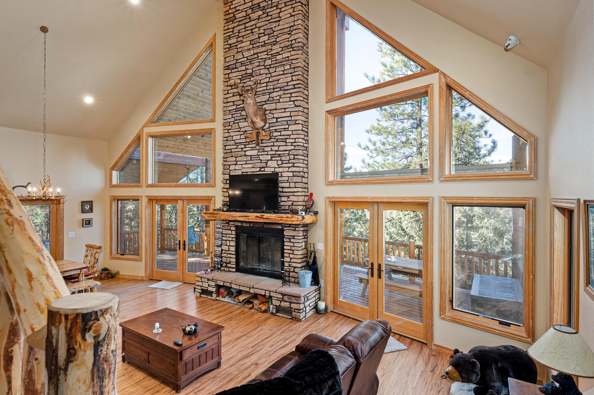 1265 Ponderosa Dr, Duck Creek, UT 84762 - MLS 25-262534 - Coldwell Banker