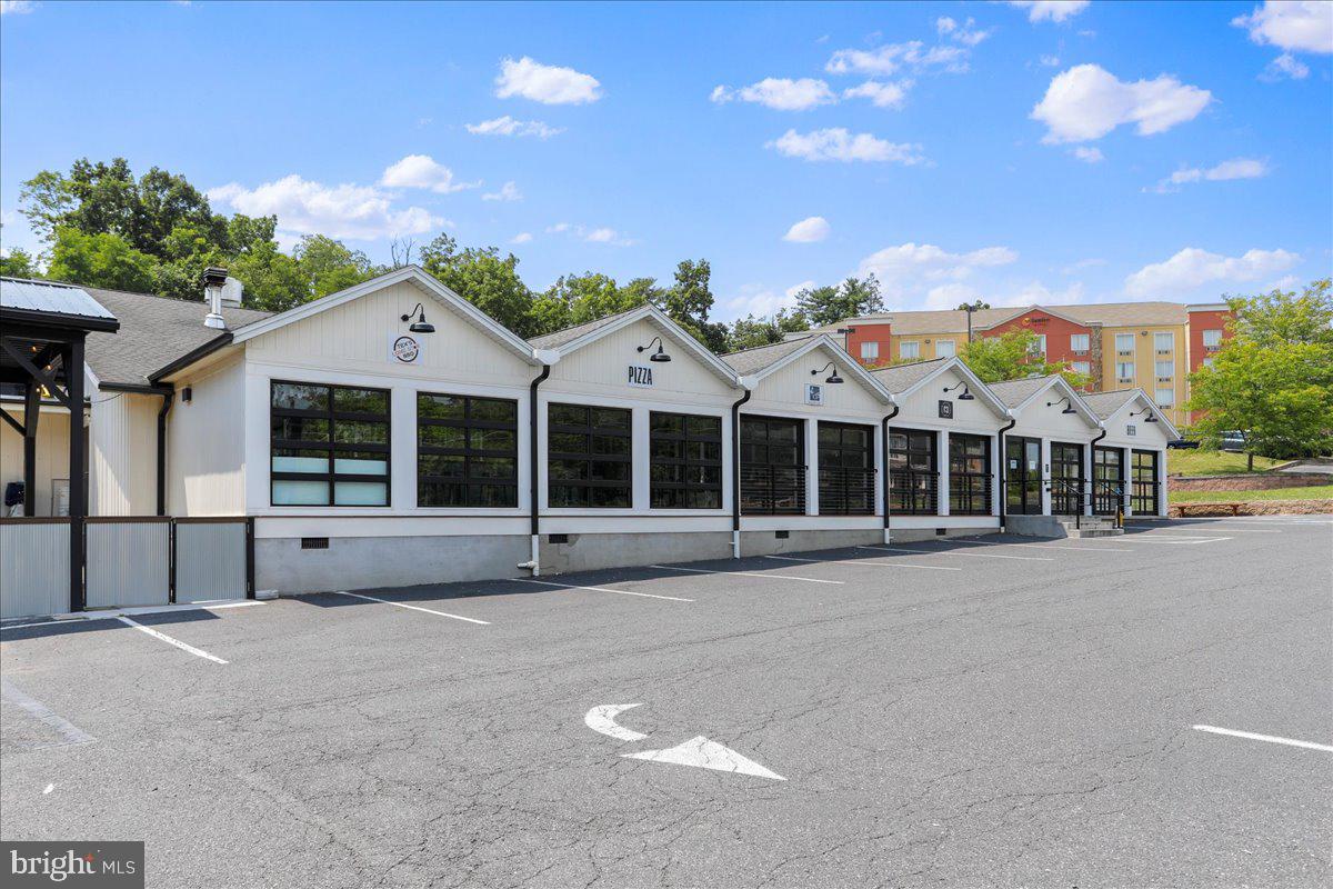 985 Baltimore Pike, Gettysburg, PA 17325 - MLS PAAD2017520 - Coldwell ...
