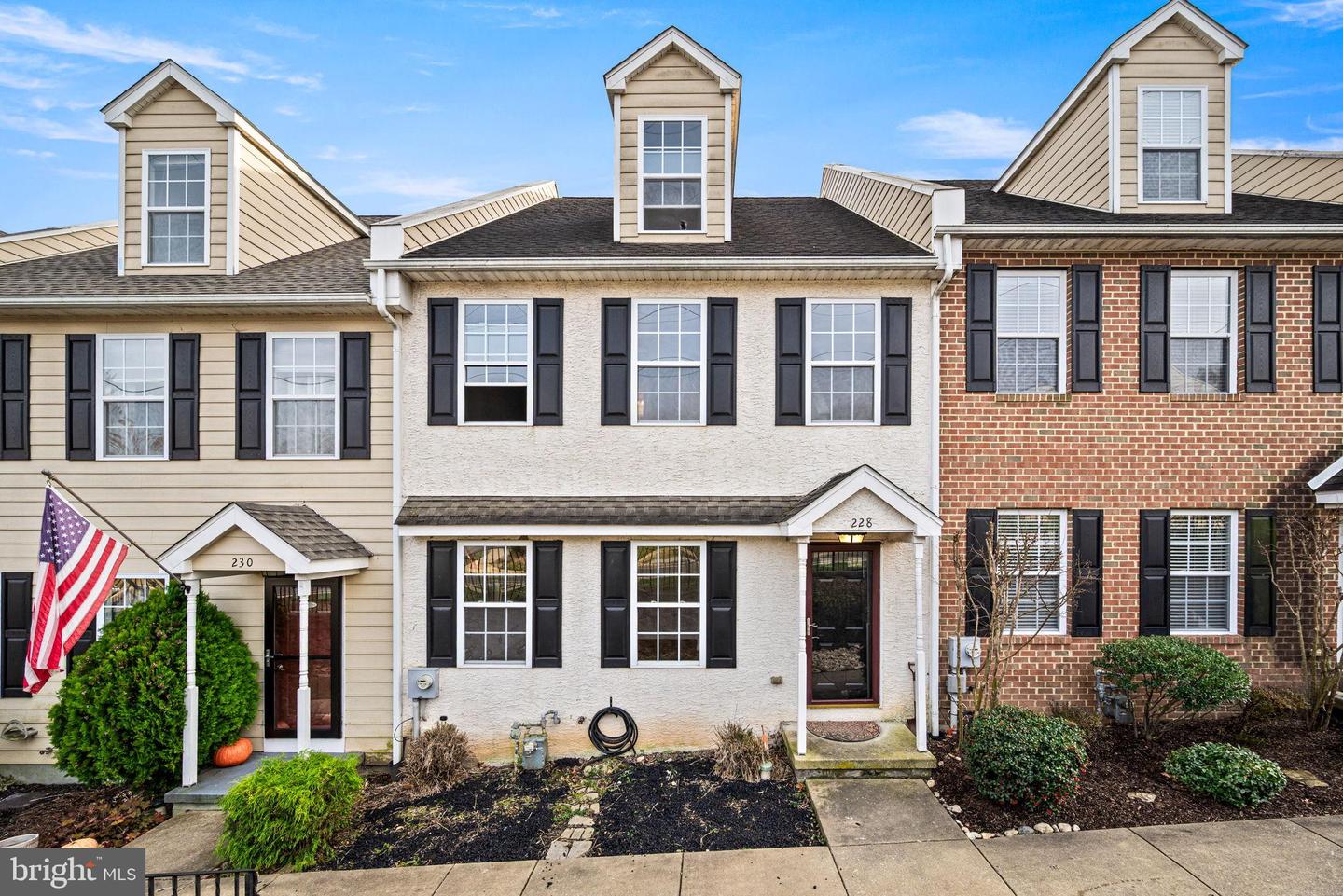 228 E Mulberry St, Kennett Square, PA 19348 - MLS PACT2113336 ...