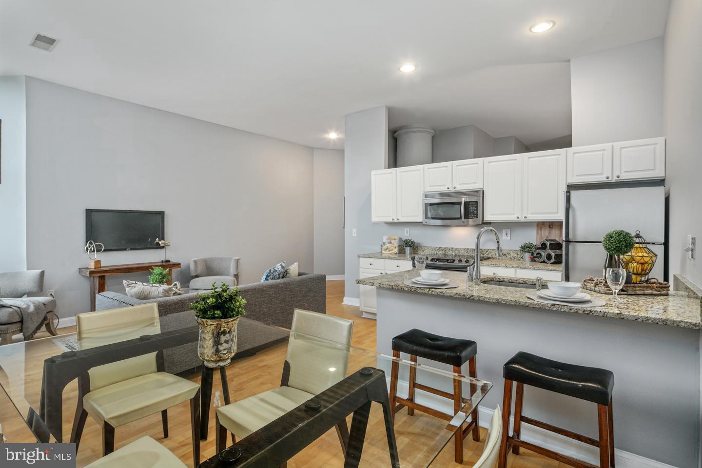 315 Arch St #406, Philadelphia, PA 19106 - MLS PAPH2490294 - Coldwell ...