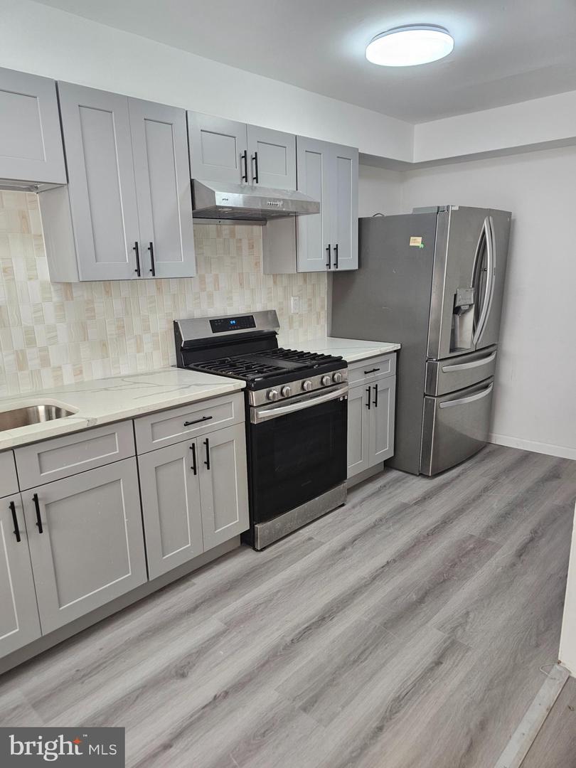 7039 Kindred St, Philadelphia, PA 19149 - MLS PAPH2560640 - Coldwell Banker