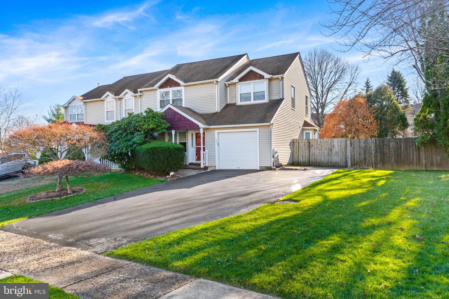 29 Tree Bark Ln, Southampton, PA 18966 - MLS PABU2110450 - Coldwell Banker