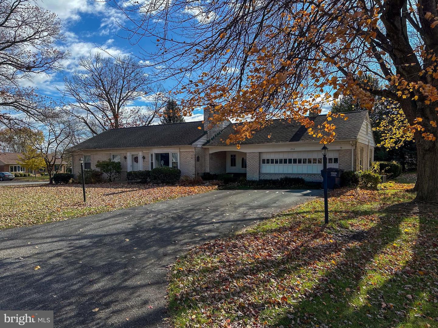 1942 Drexel Ave, Lancaster, PA 17602 - MLS PALA2079594 - Coldwell Banker