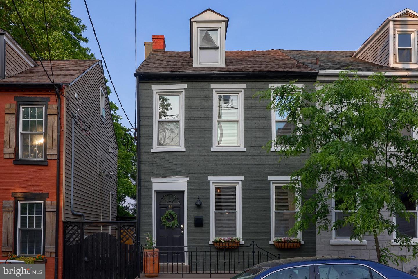 33 N Mary St, Lancaster, PA 17603 - MLS PALA2082400 - Coldwell Banker