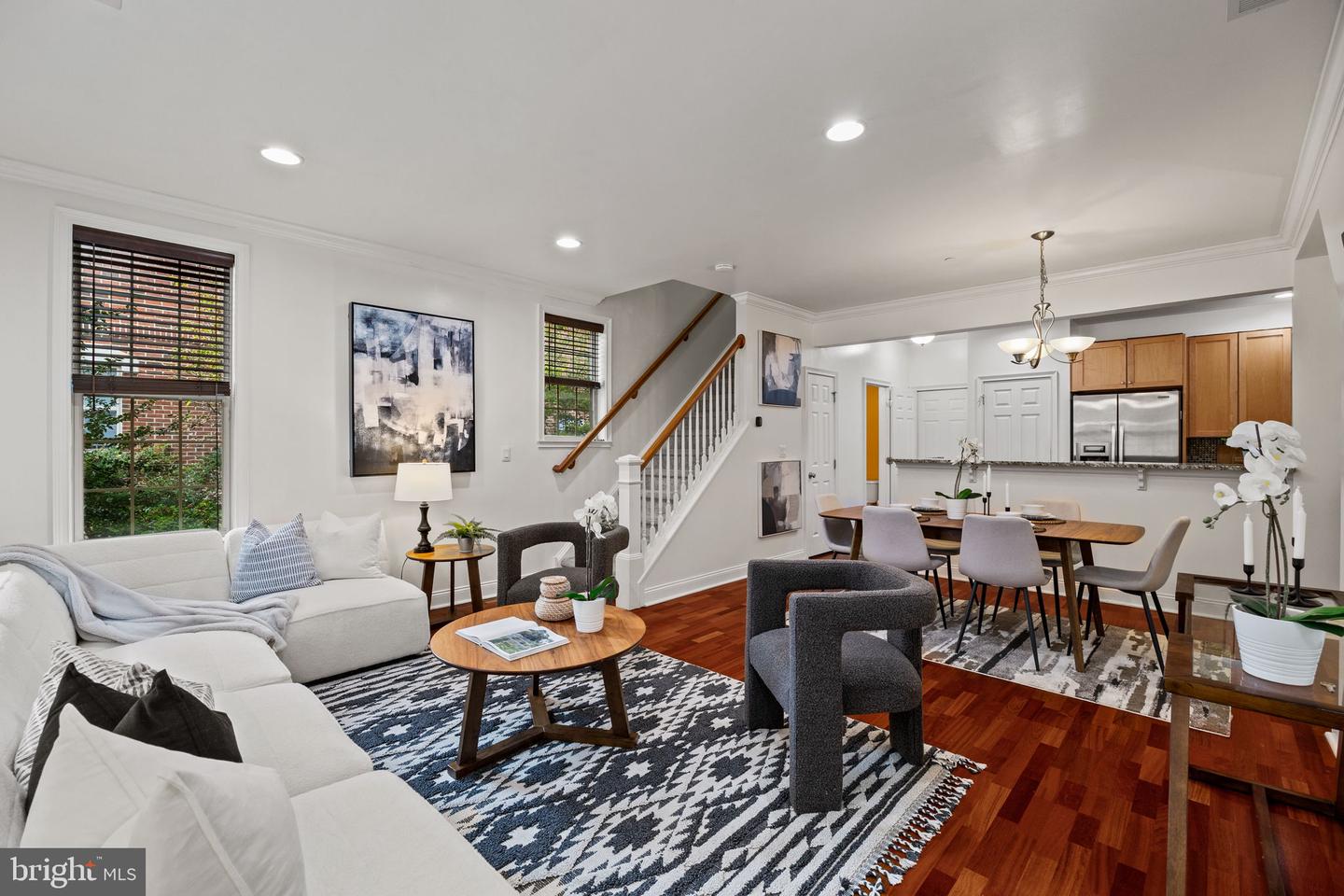 201 Commodore Court, Philadelphia, PA 19146 - MLS PAPH2570610 ...