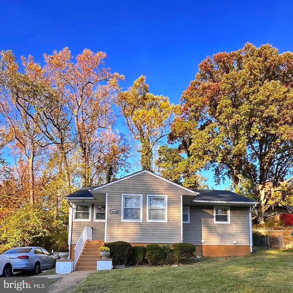 6430 Maplewood Dr, Falls Church, VA 22041 - MLS VAFX2274980 - Coldwell ...