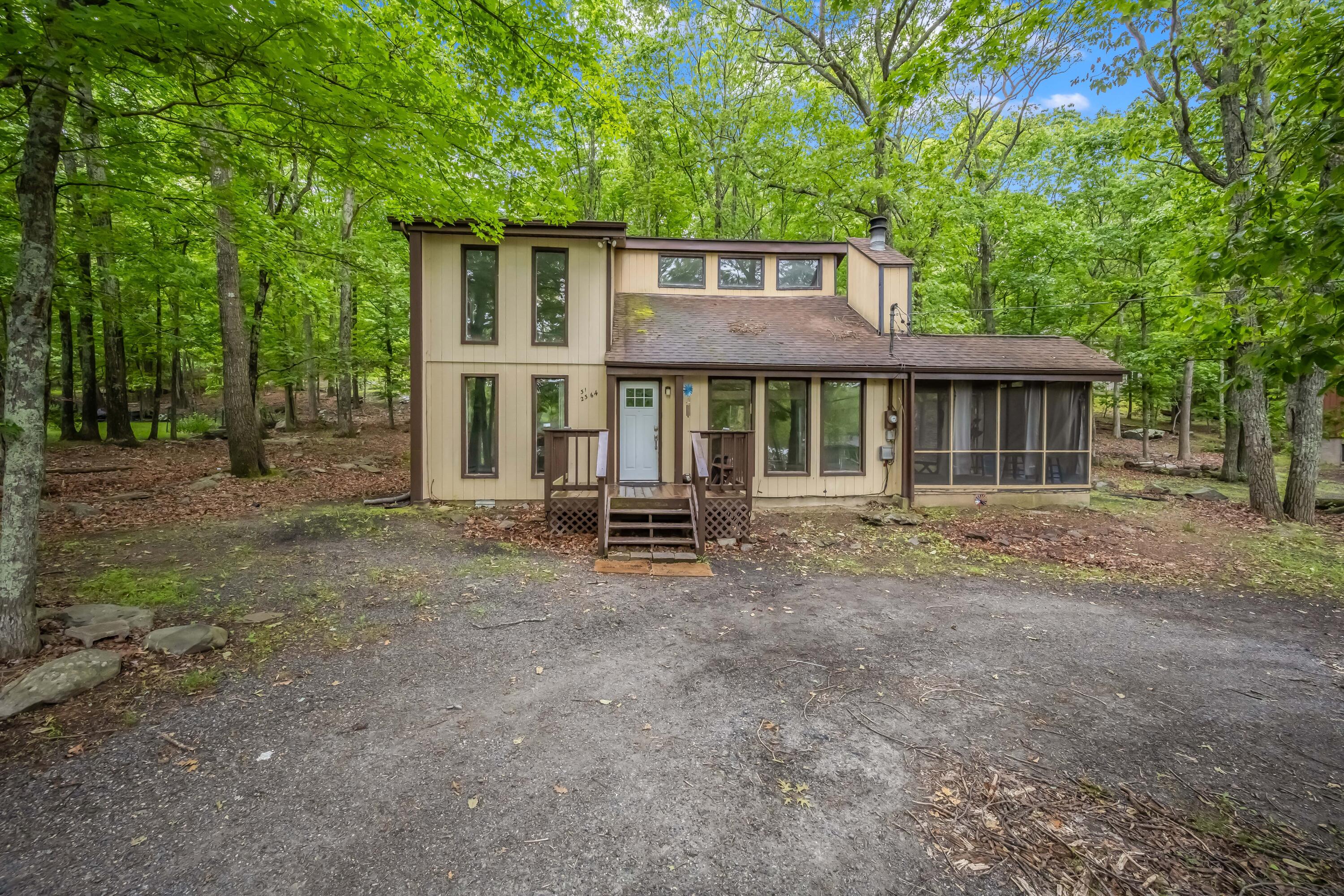 2166 Southport Dr, Bushkill, PA 18324 - MLS PM-132711 - Coldwell Banker