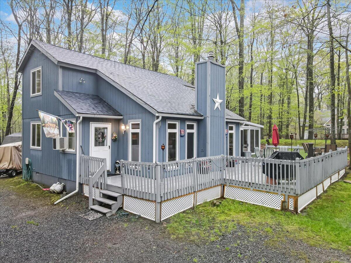 1073 Maple Dr, Pocono Lake, PA 18347 - MLS PM-132057 - Coldwell Banker