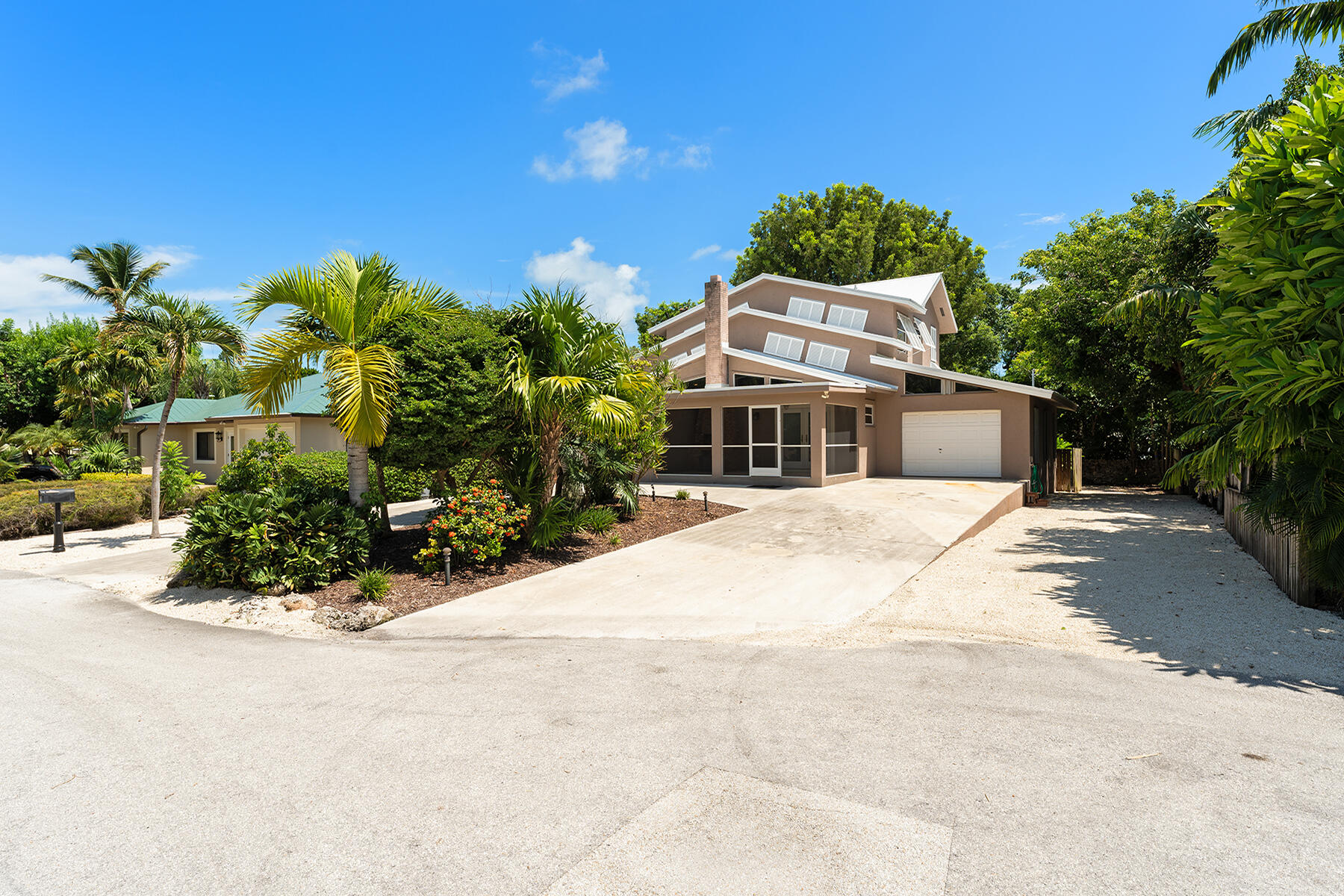 121 Gumbo Limbo Rd, Islamorada, FL 33036 - MLS 611492 - Coldwell Banker