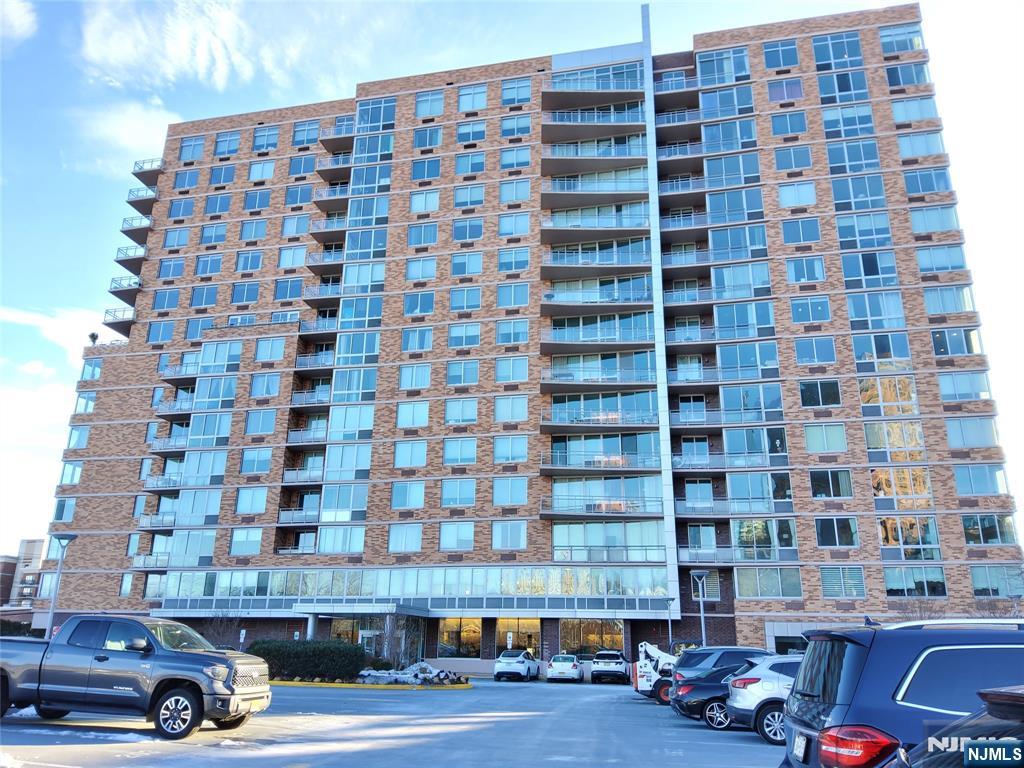 1015 Hudson Park, Edgewater, NJ 07020 - MLS 25004932 - Coldwell Banker