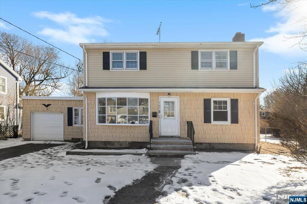 707 Wilson Ct, River Vale Township, NJ 07675 - MLS 25005322 - Coldwell ...