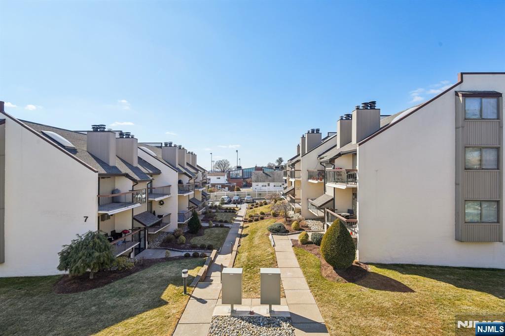 302 Hackensack Street 310 #310, Wood Ridge, NJ 07075 - MLS 25007001 ...