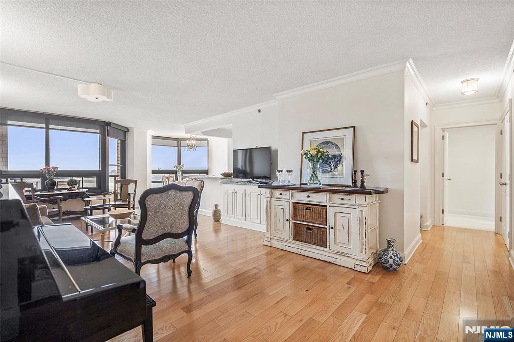 800 Palisade Ave 709 #709, Fort Lee, NJ 07024 - MLS 25007136 - Coldwell ...