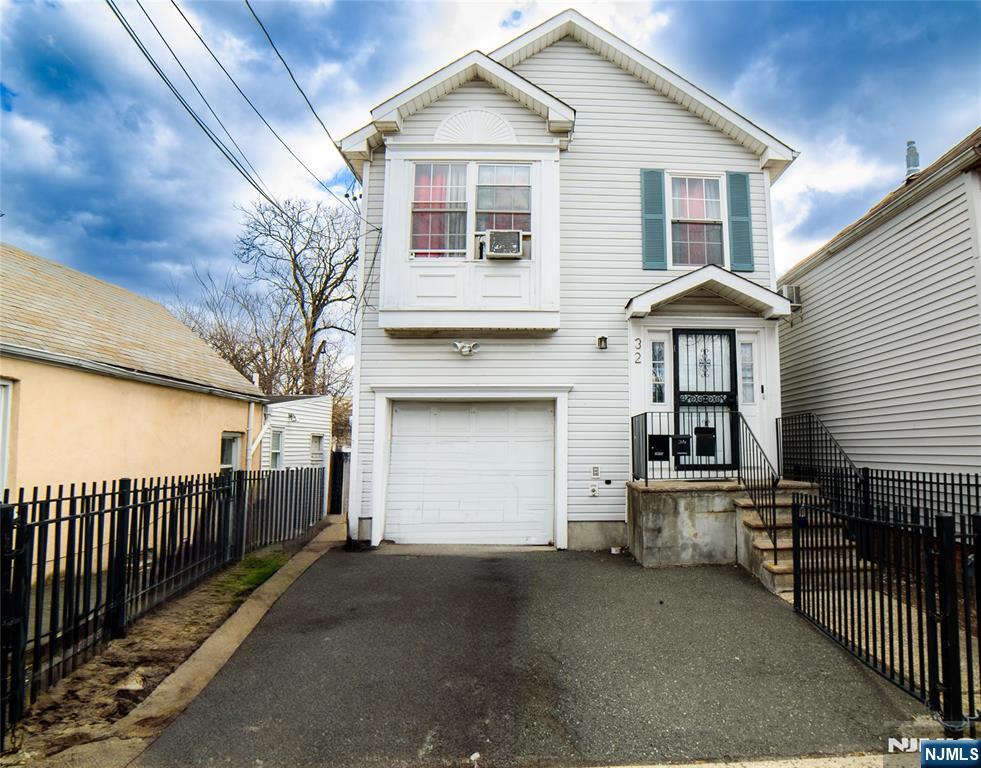 32 Holland St, Newark, NJ 07103 - MLS 25007572 - Coldwell Banker