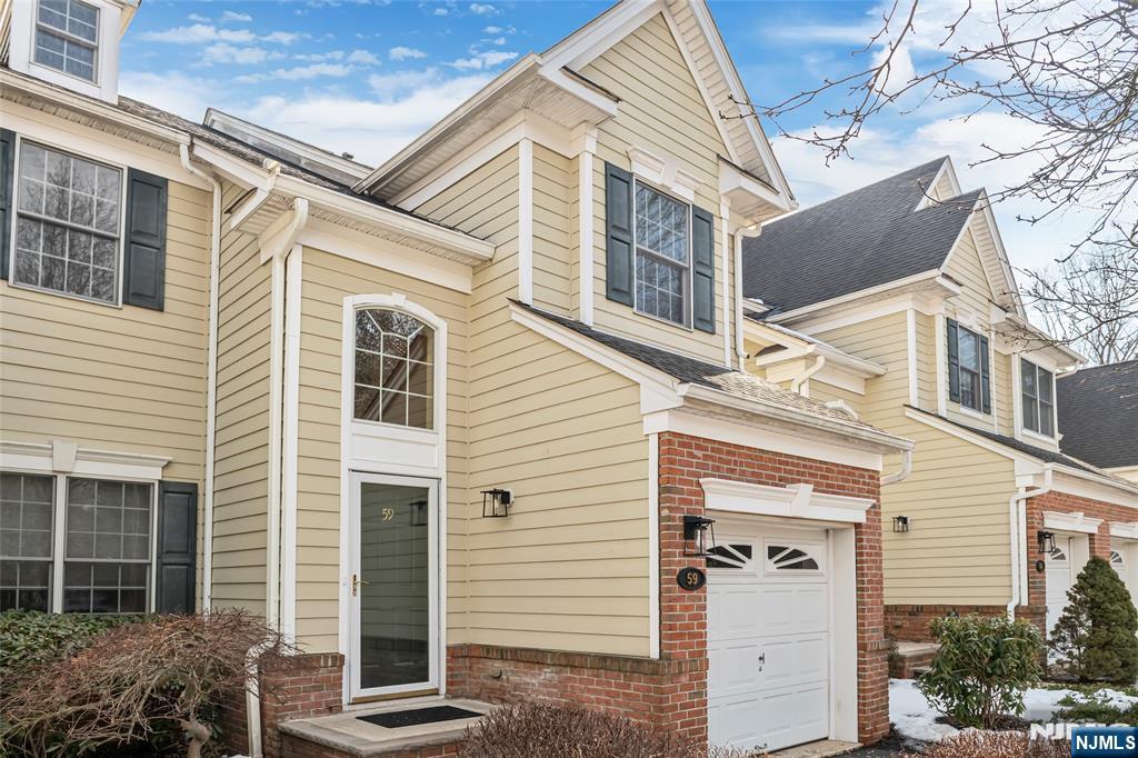 59 Chestnut Ct, Cedar Grove, NJ 07009 - MLS 25008908 - Coldwell Banker