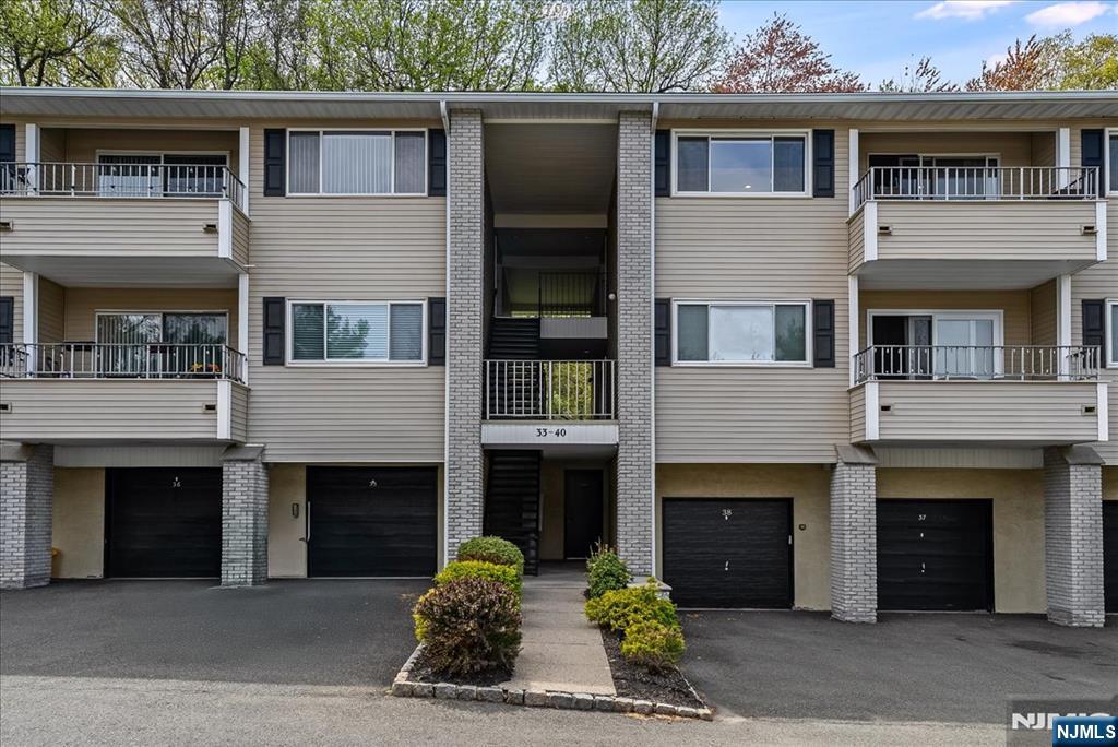 50-37 Lindsley Rd, Cedar Grove, NJ 07009 - MLS 25014036 - Coldwell Banker