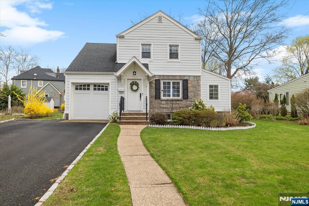 360 Elm St, Oradell, NJ 07649 - MLS 25014638 - Coldwell Banker