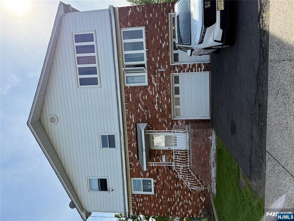 33 E Joseph St, Moonachie, NJ 07074 - MLS 25016354 - Coldwell Banker