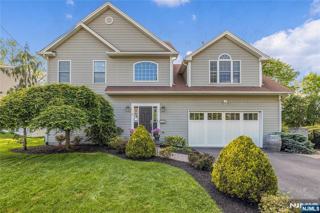 9 Summit Ave, Butler, NJ 07405 - MLS 25016770 - Coldwell Banker