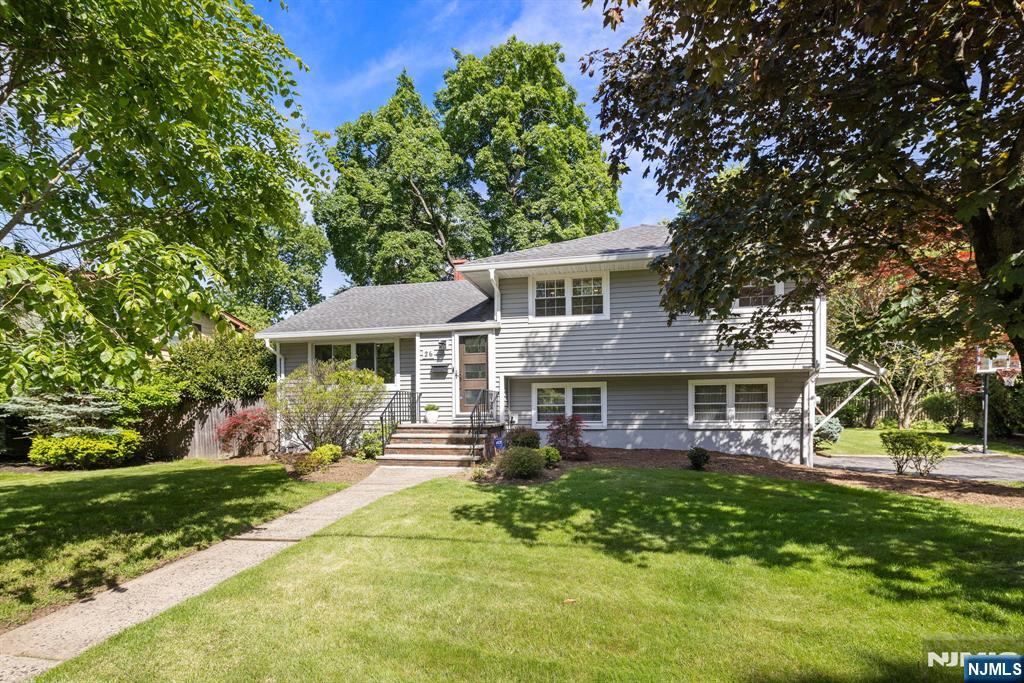 26 Clover St, Tenafly, NJ 07670 - MLS 25017725 - Coldwell Banker