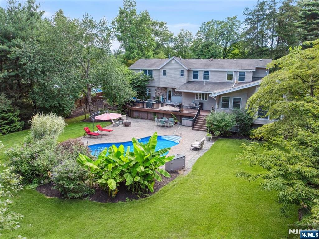 800 Rivervale Rd, River Vale Township, NJ 07675 - MLS 25018350 ...