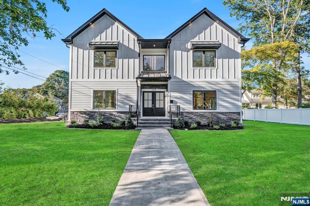 558 Westwood Ave., River Vale Township, NJ 07675 - MLS 25035388 ...