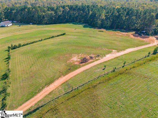 207 Lister Rd, Landrum, SC 29356 - MLS 1576364 - Coldwell Banker