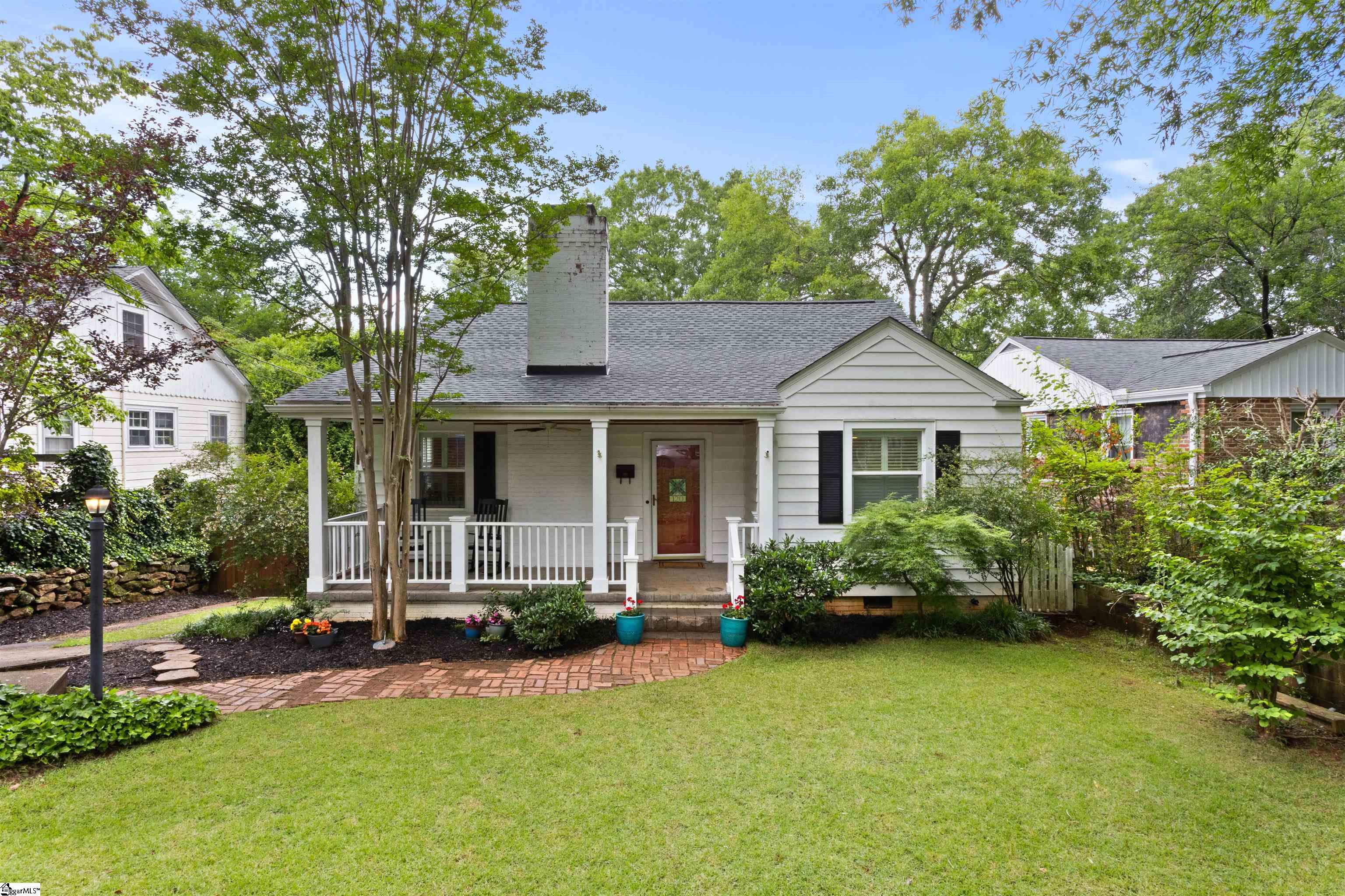 120 W Montclair Ave, Greenville, SC 29609 - MLS 1592988 - Coldwell Banker