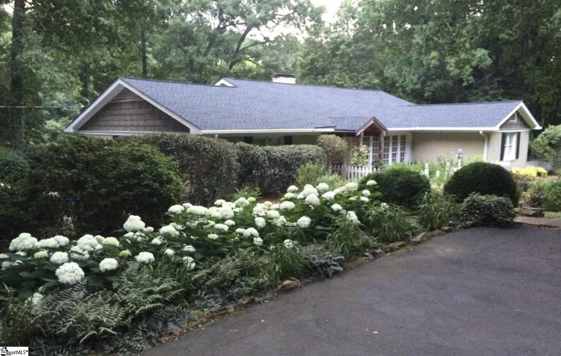 181 Circle Rd, Greer, SC 29651 - MLS 1545931 - Coldwell Banker