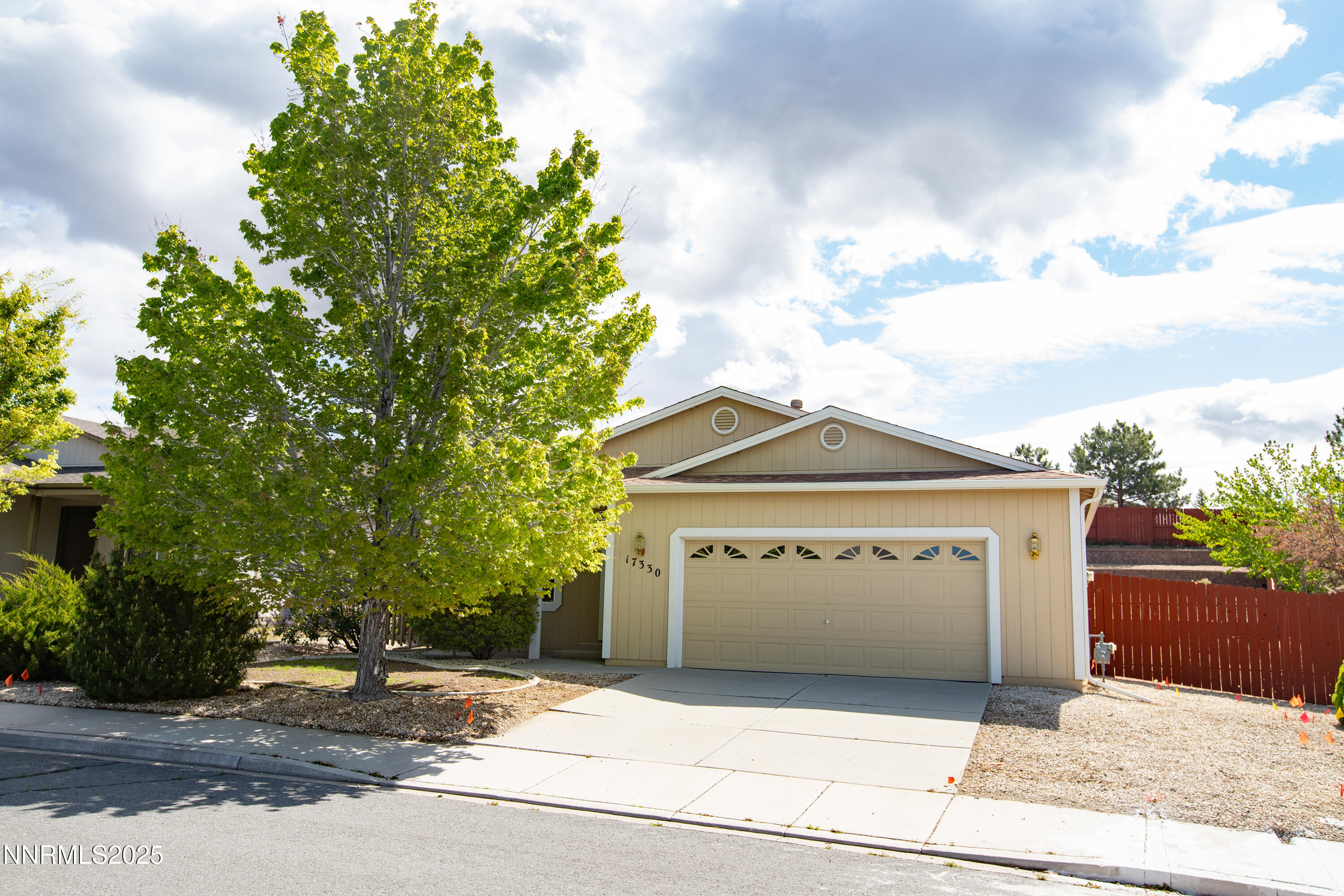 17330 Desert Lake Dr, Reno, NV 89508 - MLS 250050304 - Coldwell Banker