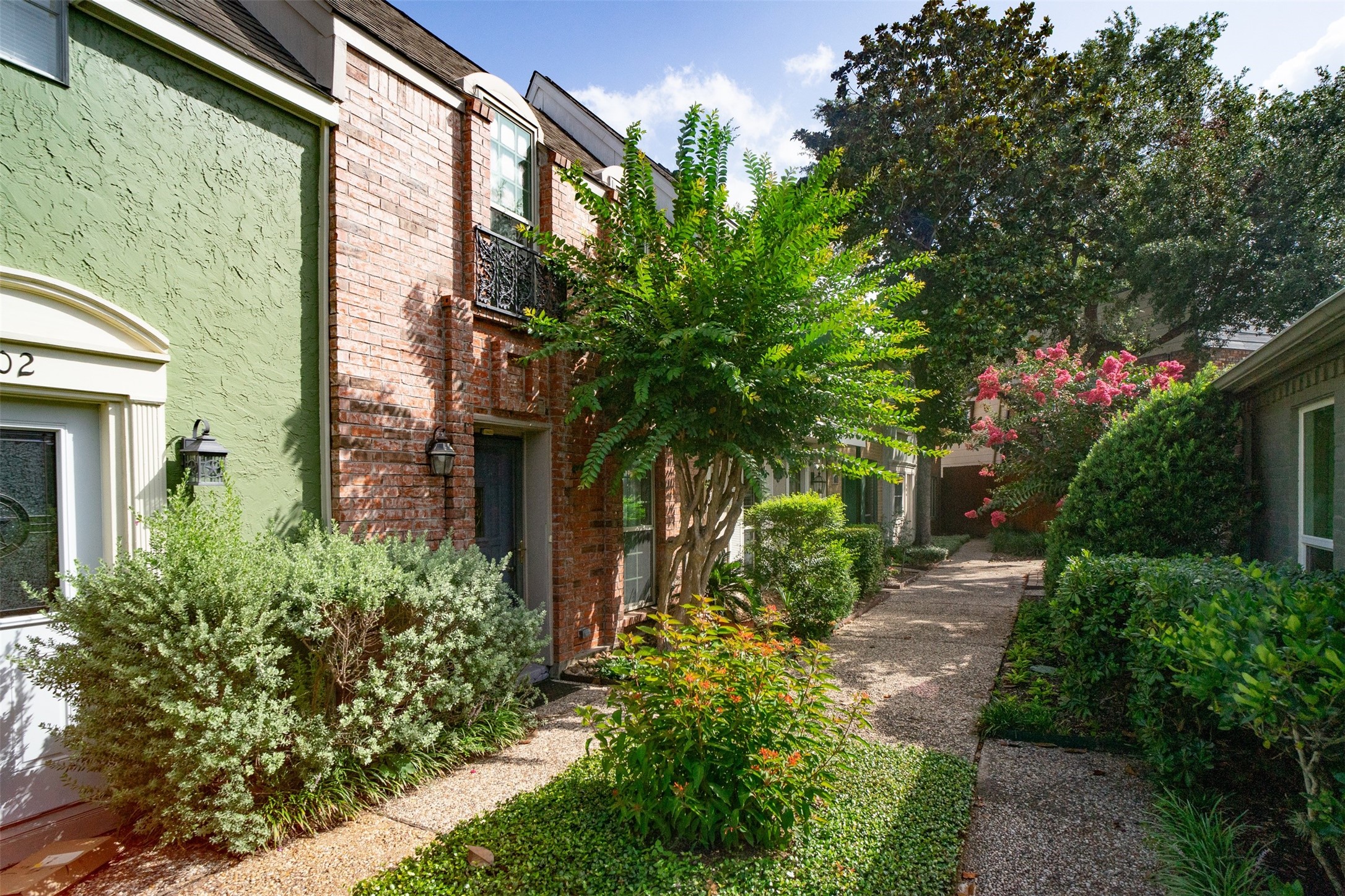 11525 Burdine St #403, Houston, TX 77035 - MLS 28767471 - Coldwell Banker