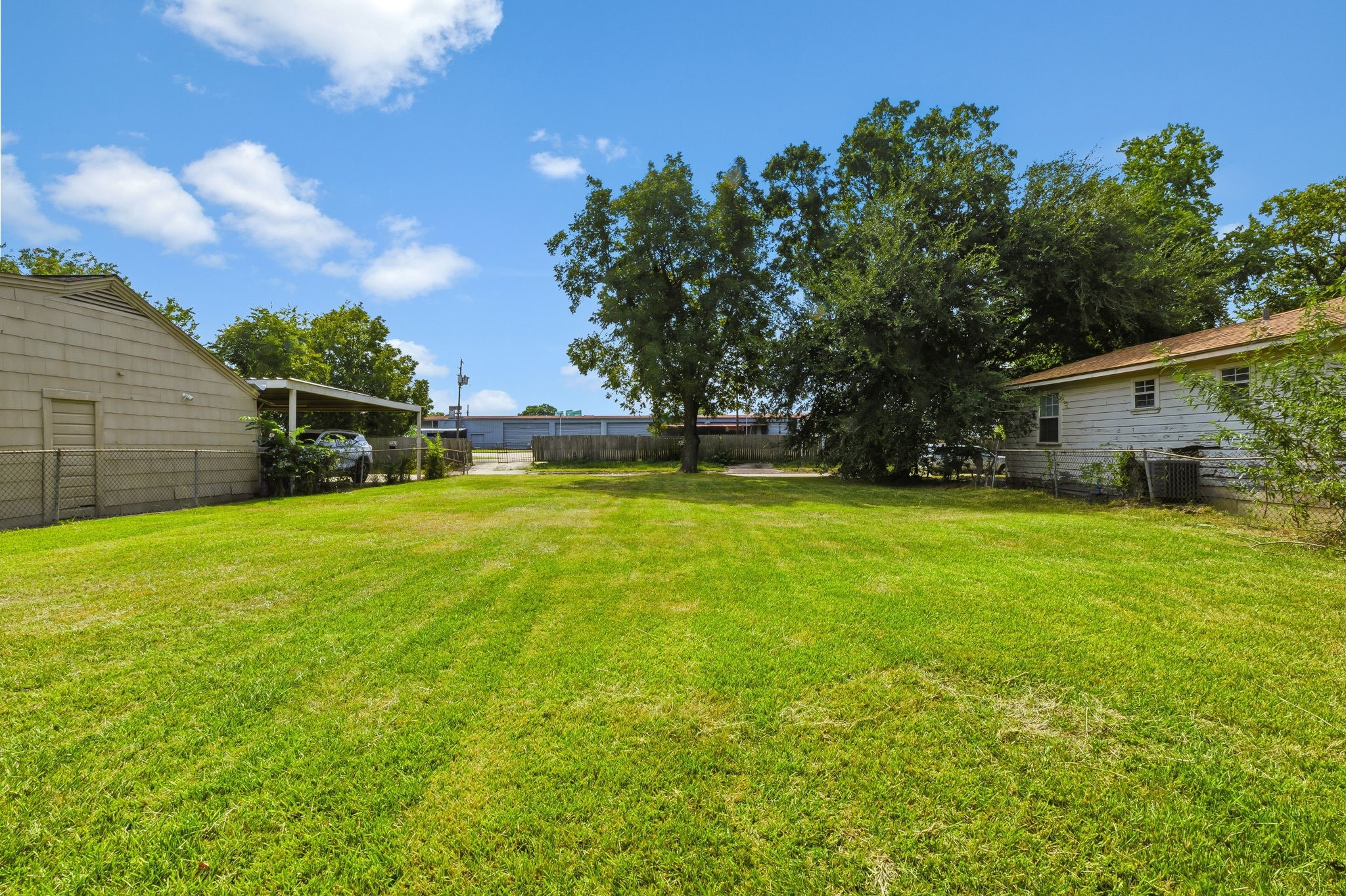 3327 Natchez St, Houston, TX 77021 - MLS 63299262 - Coldwell Banker