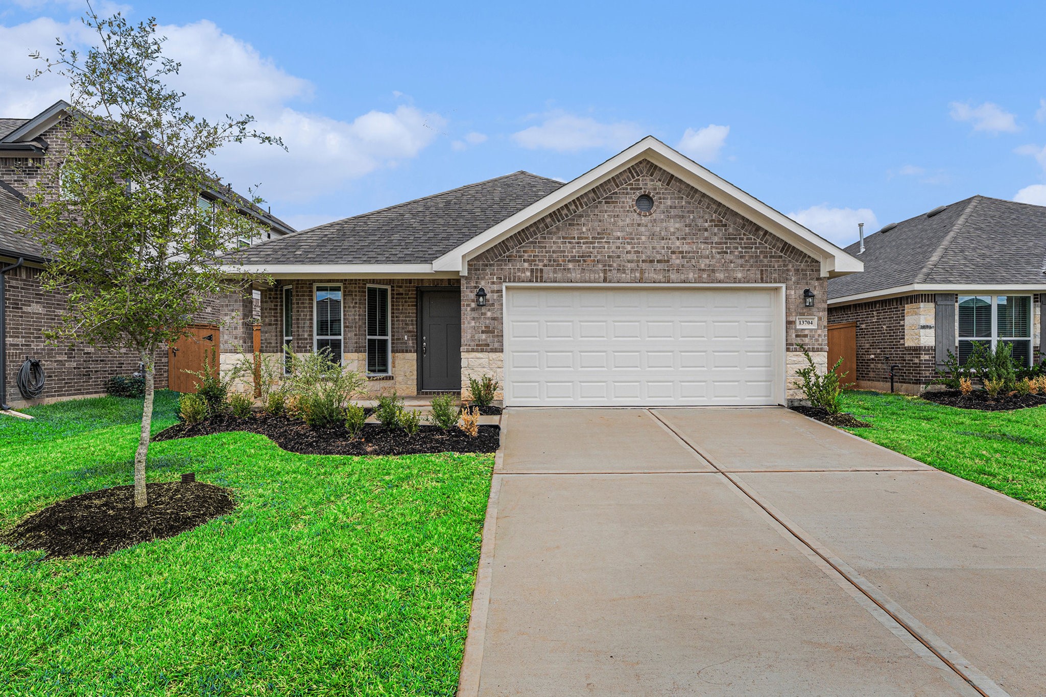 13709 Sabine Lk Dr, Texas City, TX 77568 - MLS 74273637 - Coldwell Banker