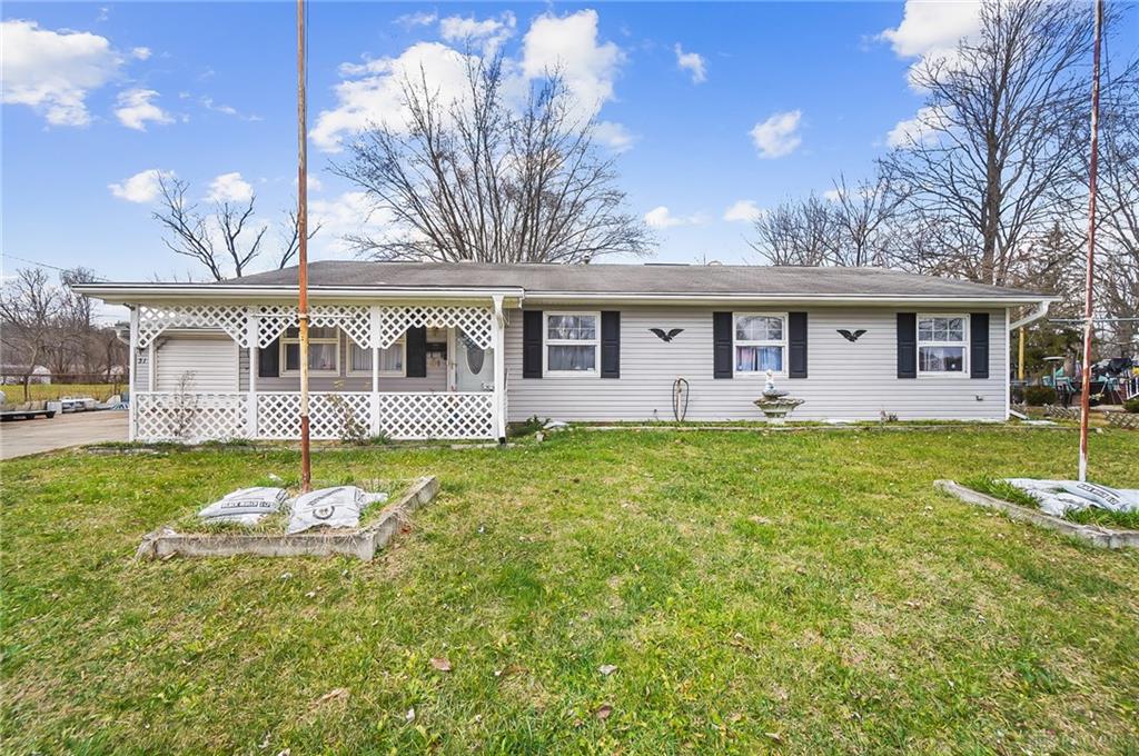 31 Strader Dr, Dayton, OH 45426 - MLS 901296 - Coldwell Banker