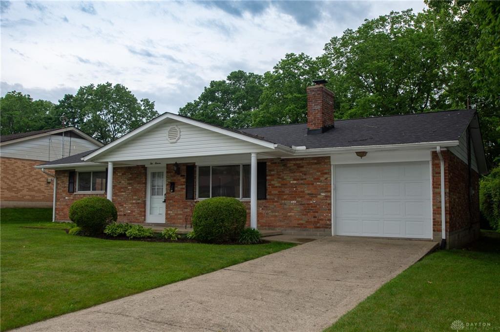 211 Lawndale Ave, Lebanon, OH 45036 - MLS 911937 - Coldwell Banker