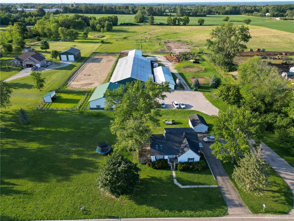 7195 Singer Rd, Bethel Twp, OH 45424 - MLS 915950 - Coldwell Banker