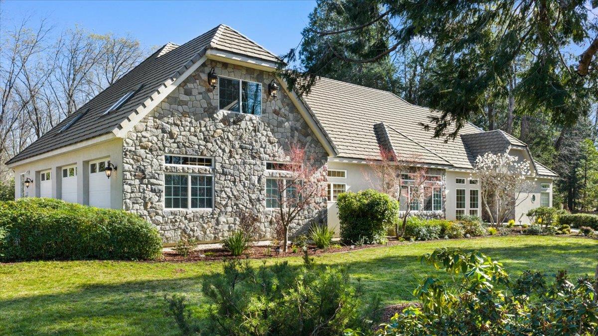 12540 Beaver Dr, Grass Valley, CA 95945 - MLS 226017118 - Coldwell Banker