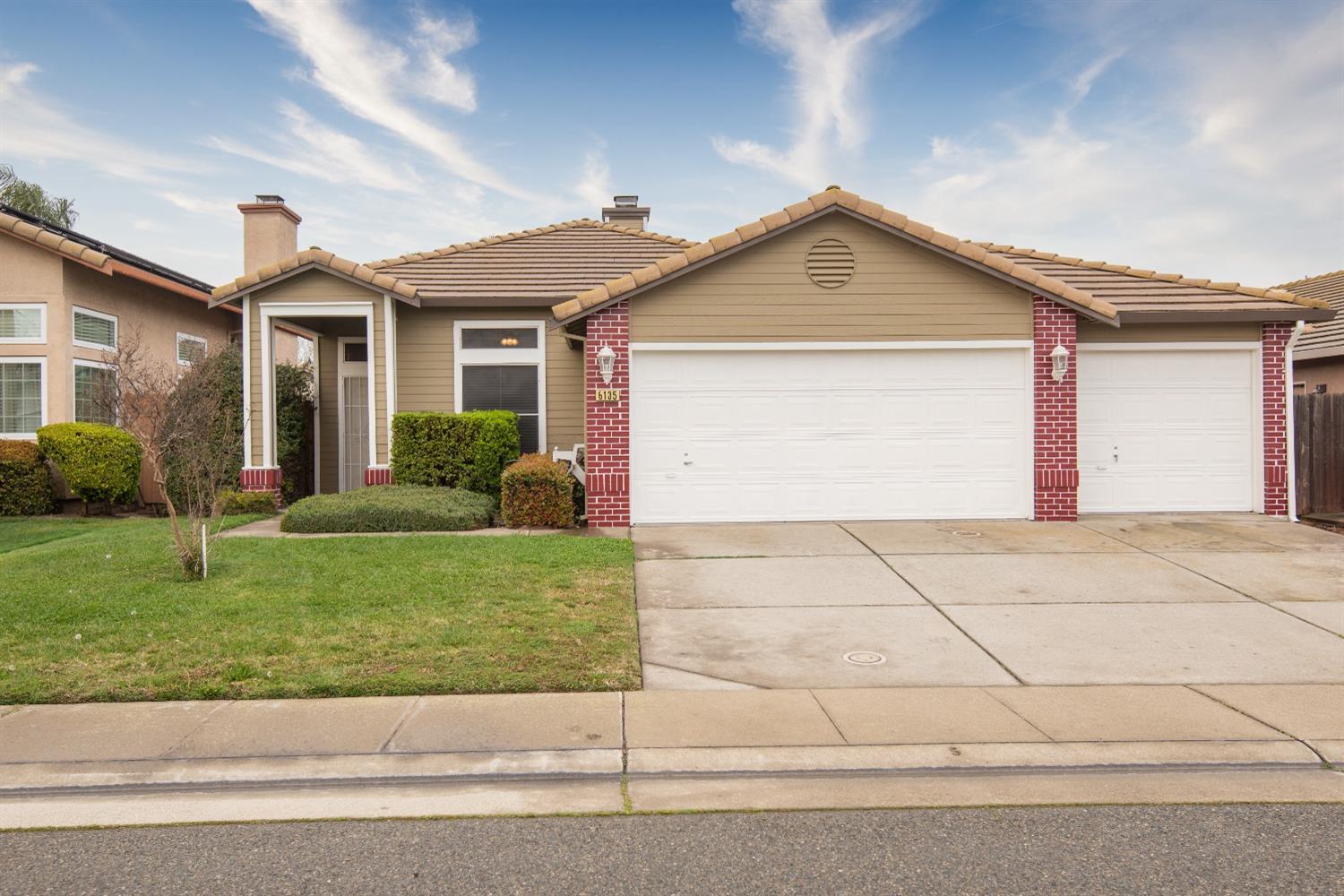 6135 Brahms Ct, Citrus Heights, CA 95621 - MLS 225018686 - Coldwell Banker