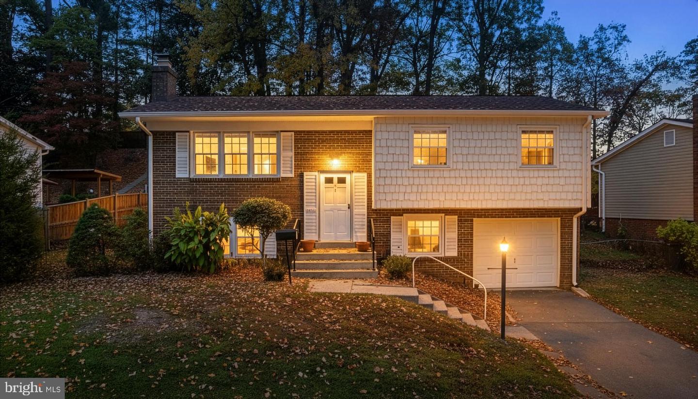 13652 Kingsman Rd, Woodbridge, VA 22193 - MLS VAPW2103442 - Coldwell Banker